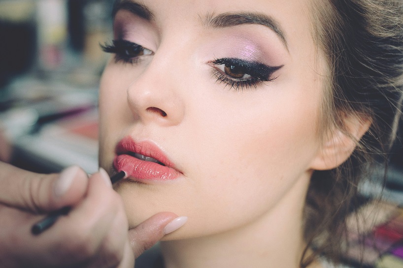 Make-Up - InHarties.co.za